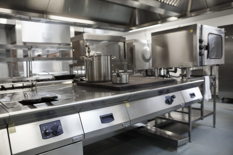 The Key To A Smooth-Running Kitchen: Smart Solutions With The Best ...